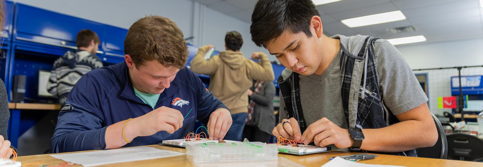 Computer Science Classes for High School Students | Francis Tuttle